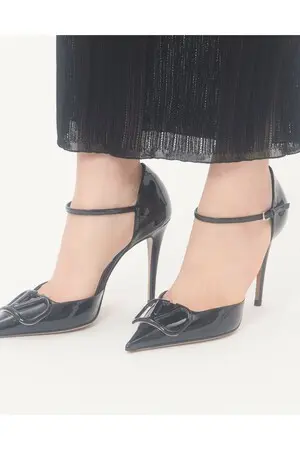 Valentino Garavani Vlogo Signature D'orsay Patent Leather Pumps - Black