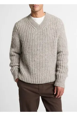 Vince Softspun Alpaca And Wool-blend V-neck Sweater - Red