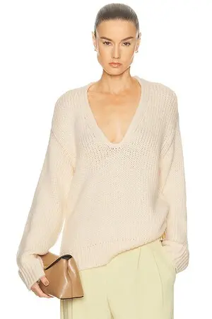 L'academie Medium Knit Sweaters For Women