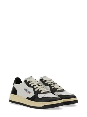 AUTRY Medalist Low Top Sneakers - Black