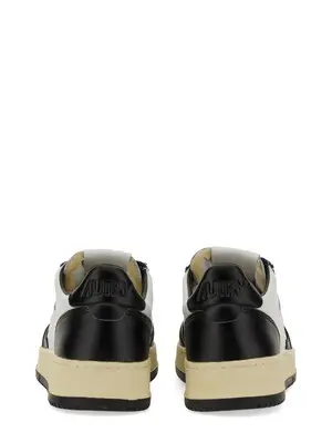 AUTRY Medalist Low Top Sneakers - Black