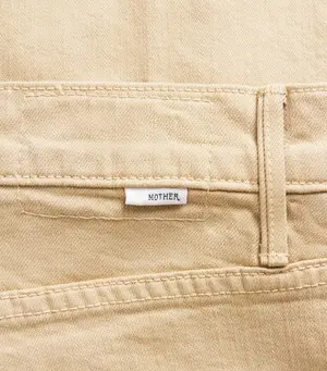 MOTHER Bookie Sneak Bootcut Jeans - Beige