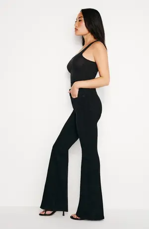 Good American Never Fades Good Flare Jeans
