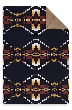 Pendleton Four Corners Throw Blanket