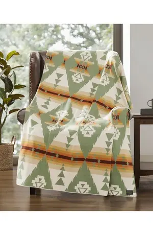 Pendleton Siskiyou Geo Print Throw Blanket