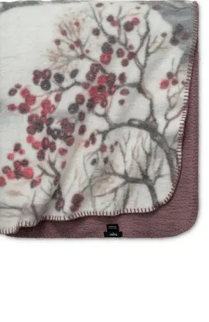 TOGAS Nordelia Throw