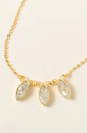 UNCOMMON GOODS Sliced Raw Diamond Trio Pendant Necklace - Multi
