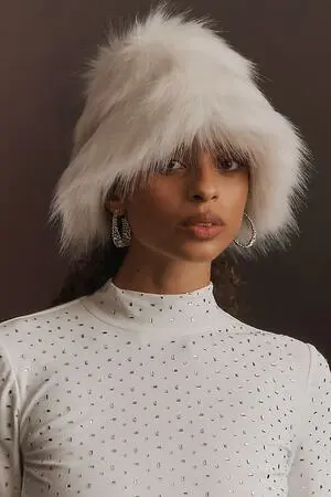 UNREAL FUR Yeoman Bucket Hat - White