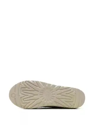 UGG X Palace Looney Tunes Tasman Graphic Slippers - Brown
