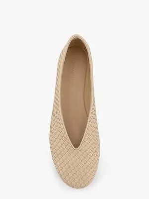 Bottega Veneta Flat Leather Ballet Flats With Intrecciato Weave - Beige