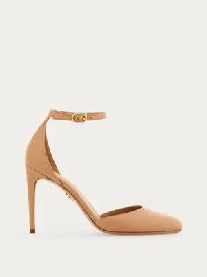 FERRAGAMO Stiletto Heel Pump - Beige