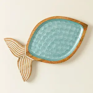 UNCOMMON GOODS Seaside Serving Platter Widgeteer