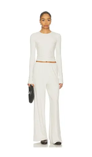 ALL THE WAYS Airlea Long Sleeve Top
