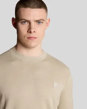 LYLE & SCOTT Tonal Superfine Crew Neck Sweater