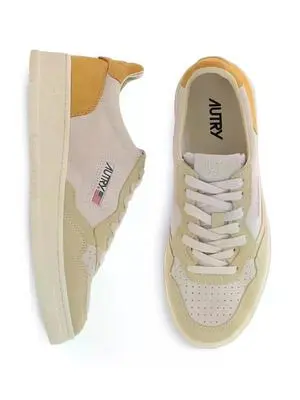 AUTRY Medalist Low Sneakers