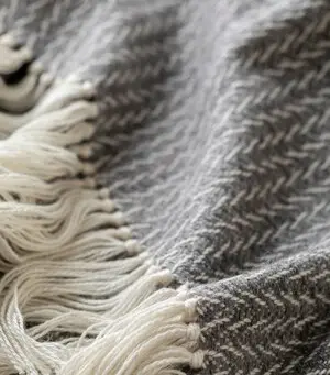 ARAMINTA CAMPBELL Large Alpaca-blend Woodland Throw