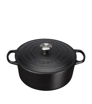 LE CREUSET Cast Iron Round Casserole Dish - Black