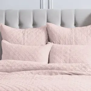 ELISABETH YORK Sutton Quilt - Pink