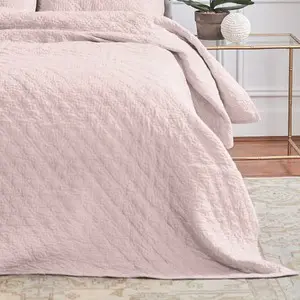 ELISABETH YORK Sutton Quilt - Pink