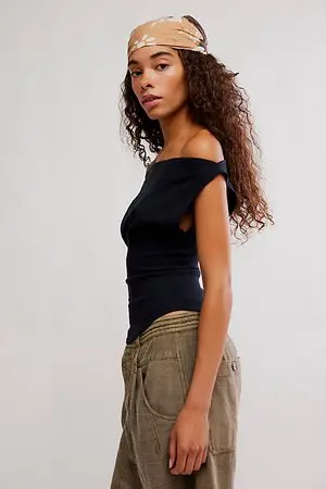 Free People Harper Off-shoulder Knit Top - Black
