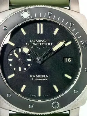 Panerai Luminor Submersible 47mm Watch