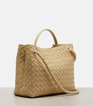 Bottega Veneta Andiamo Medium Leather Tote Bag - Beige