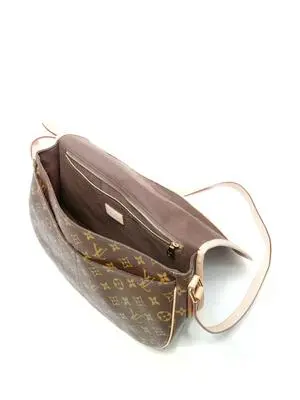 LOUIS VUITTON 2011 Menilmontant Mm Shoulder Bag - Brown