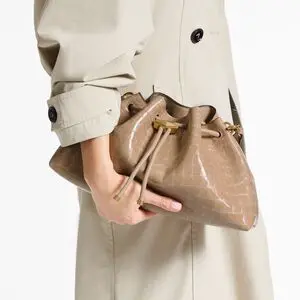 JIMMY CHOO Cinch Medium Shoulder Bag - Chai/gold
