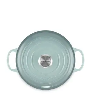 LE CREUSET Cast Iron Round Casserole Dish - Blue