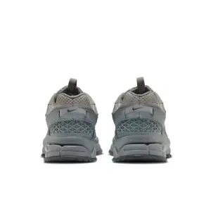 Nike Zoom Vomero Roam Sneakers - Grey