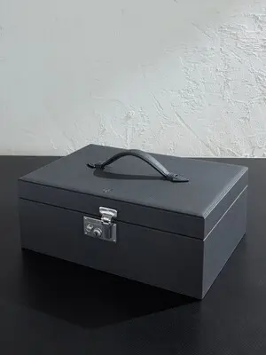 Dunhill Century Despatch Leather And Silver-tone Poker Set