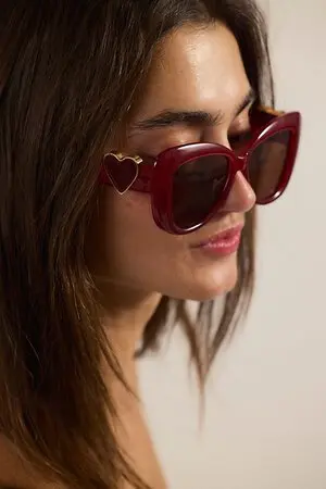 Free People Set On You Sunglasses - Cherry/toast