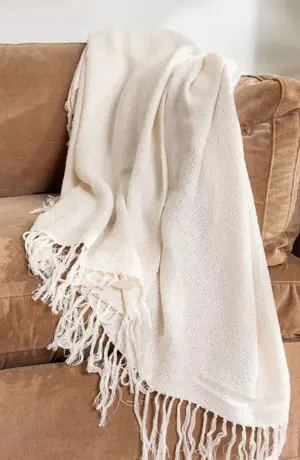ETTITUDE Luxe Throw Blanket