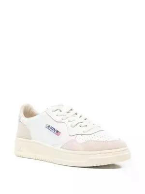 AUTRY Medalist Perforated Sneakers - White