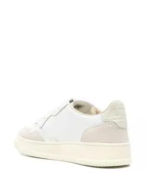 AUTRY Medalist Perforated Sneakers - White