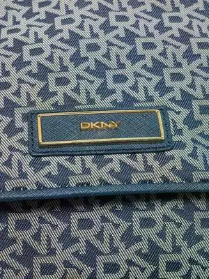 Dkny Logo Top-handle Bag