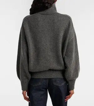 Khaite Willem Cashmere Turtleneck Sweater