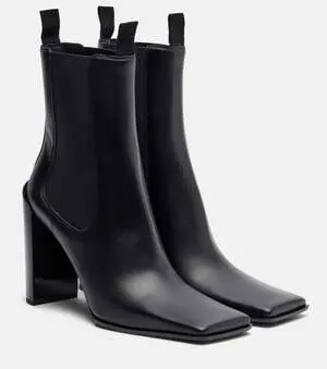 Alaïa 90 Leather Chelsea Boots