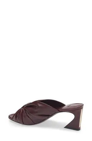 Fendi Arco Leather Sandal