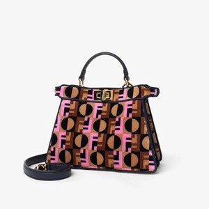 Fendi Peekaboo Iseeu Small