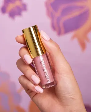 WINKY LUX Barely There Lip Oil - Birthday Cake
