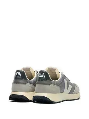 VEJA Paulistana Sneakers - Grey