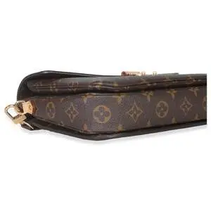 LOUIS VUITTON Monogram Pochette Metis