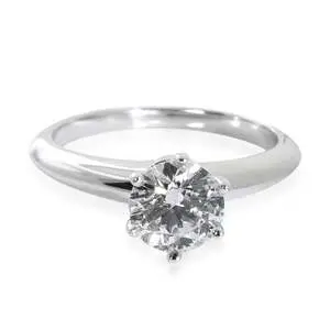 Tiffany & Co. 0.92 Ct Round Brilliant Diamond Engagement Ring - Platinum