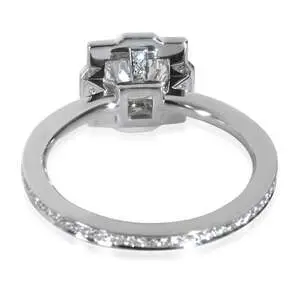 Harry Winston 0.75ctw Diamond And Belle Engagement Ring