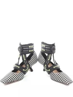 Dior 2010s X Roger Vivier Houndstooth Pumps
