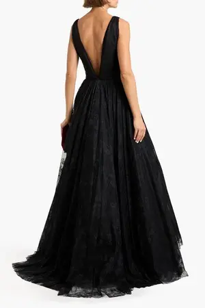 Oscar De La Renta Lace Gown