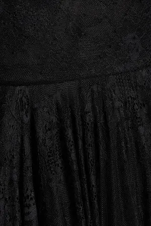 Oscar De La Renta Lace Gown