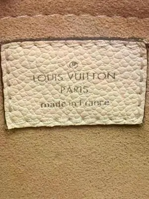 LOUIS VUITTON 2010s Murrell Leather Shoulder Bag