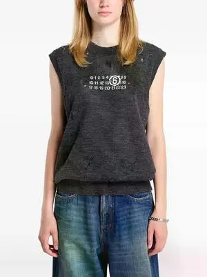 Women's Ripped Design